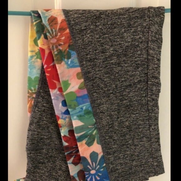 LuLaRoe | Pants & Jumpsuits | Nwt Lularoe Jade Athletic Capri Leggings ...